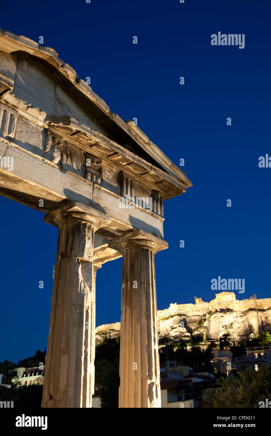 Gate of Athena Archegetis and the Acropolis at night, UNESCO World Heritage Site, Athens, Greece ...