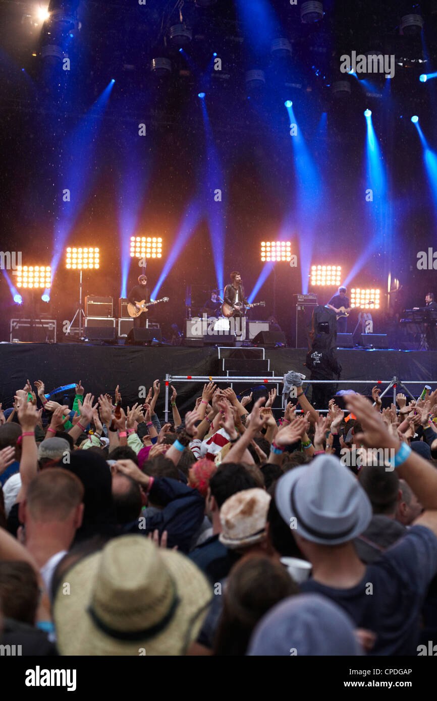 Hands clapping and cheering at main stage at a gig or live show Stock ...