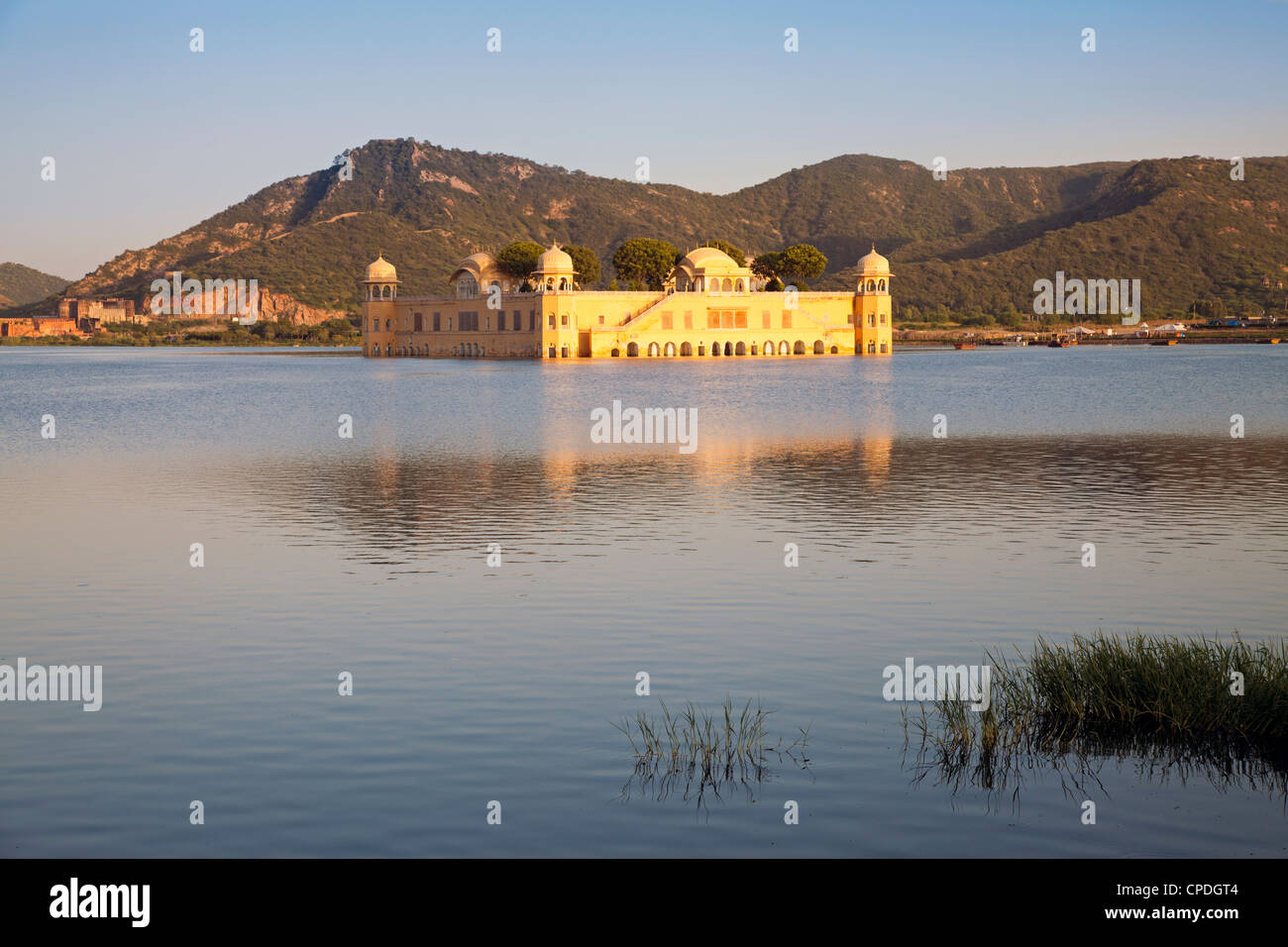 The Jai Mahal (Lake Palace), Jaipur, Rajasthan, India Stock Photo - Alamy