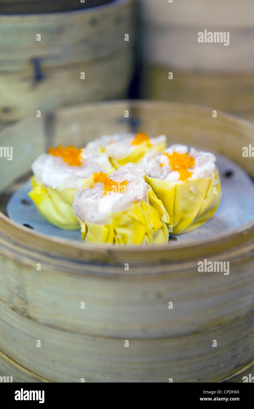 Dim sum preparation in a restaurant kitchen in Hong Kong, China, Asia ...