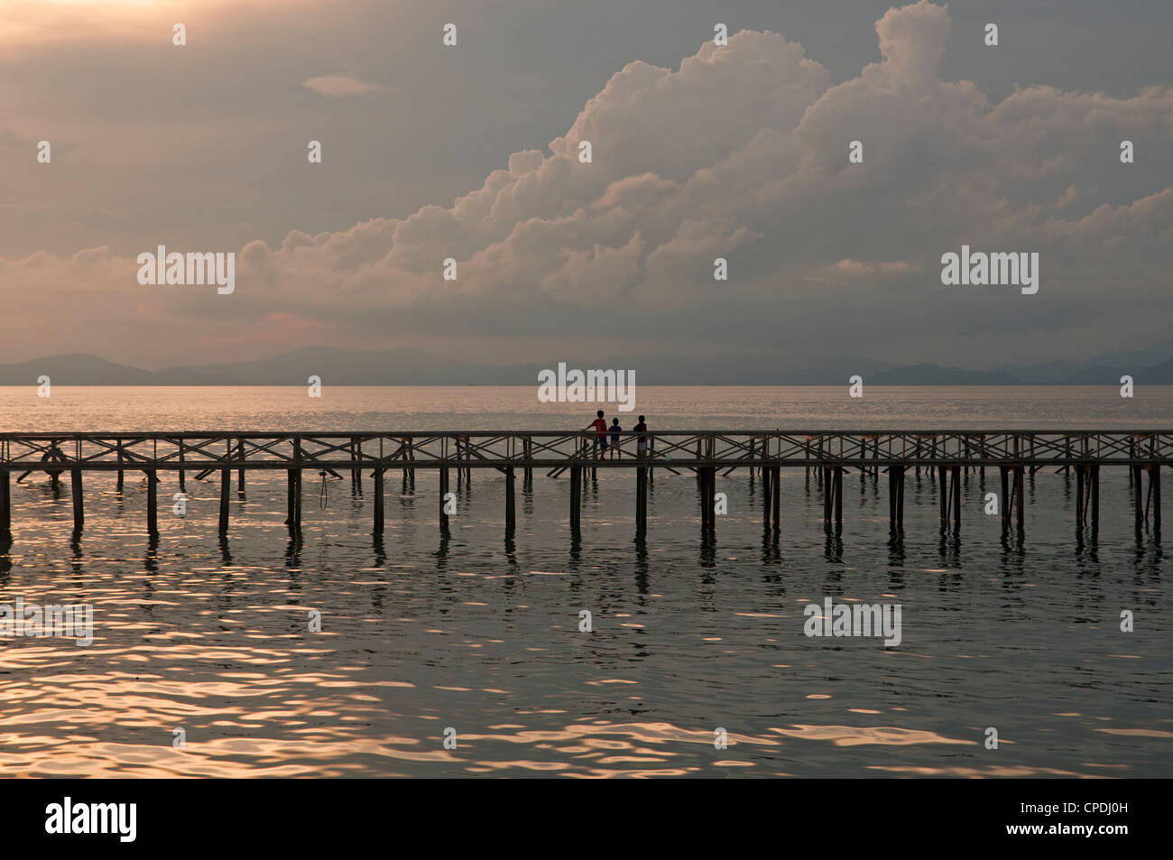 Borneo island scenic hi-res stock photography and images - Alamy