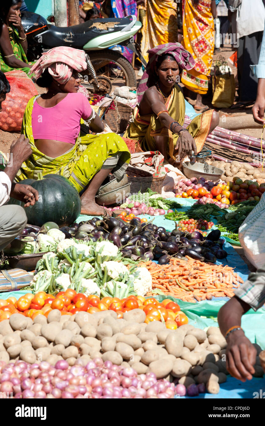 Weekly Market High Resolution Stock Photography and Images - Alamy
