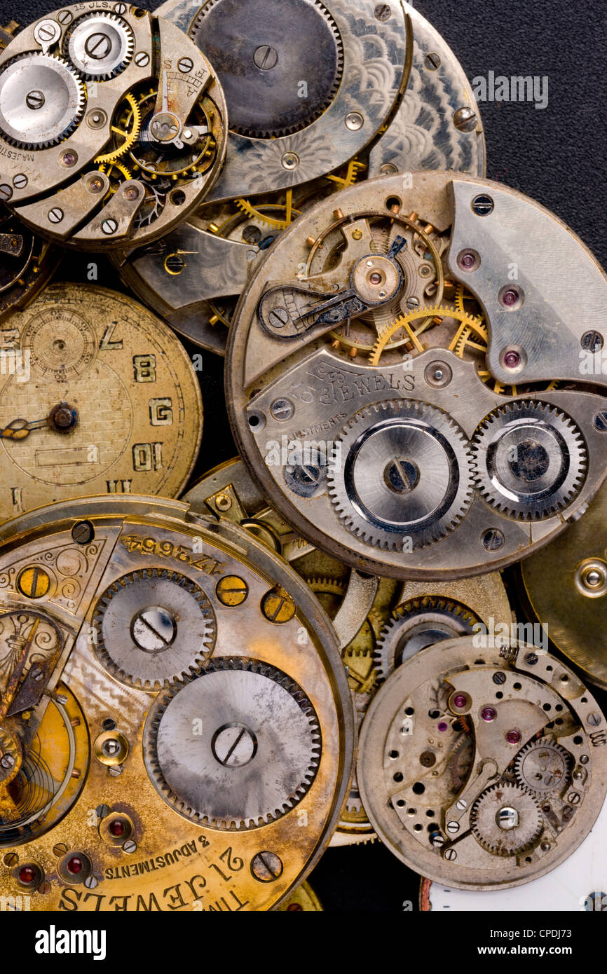 Disasembled clock hi-res stock photography and images - Alamy