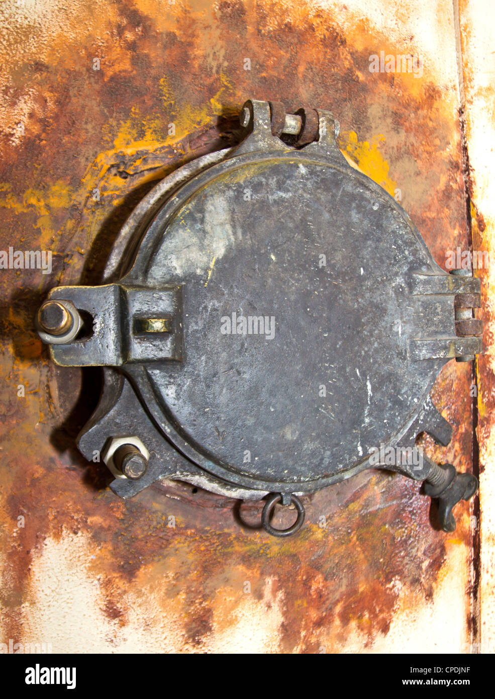 Port hole window hi-res stock photography and images - Alamy