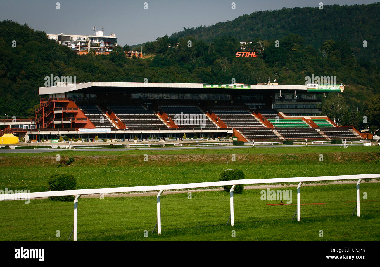 Prague, Velka Chuchle, horse racecourse (CTK Photo/Marketa Hofmanova ...