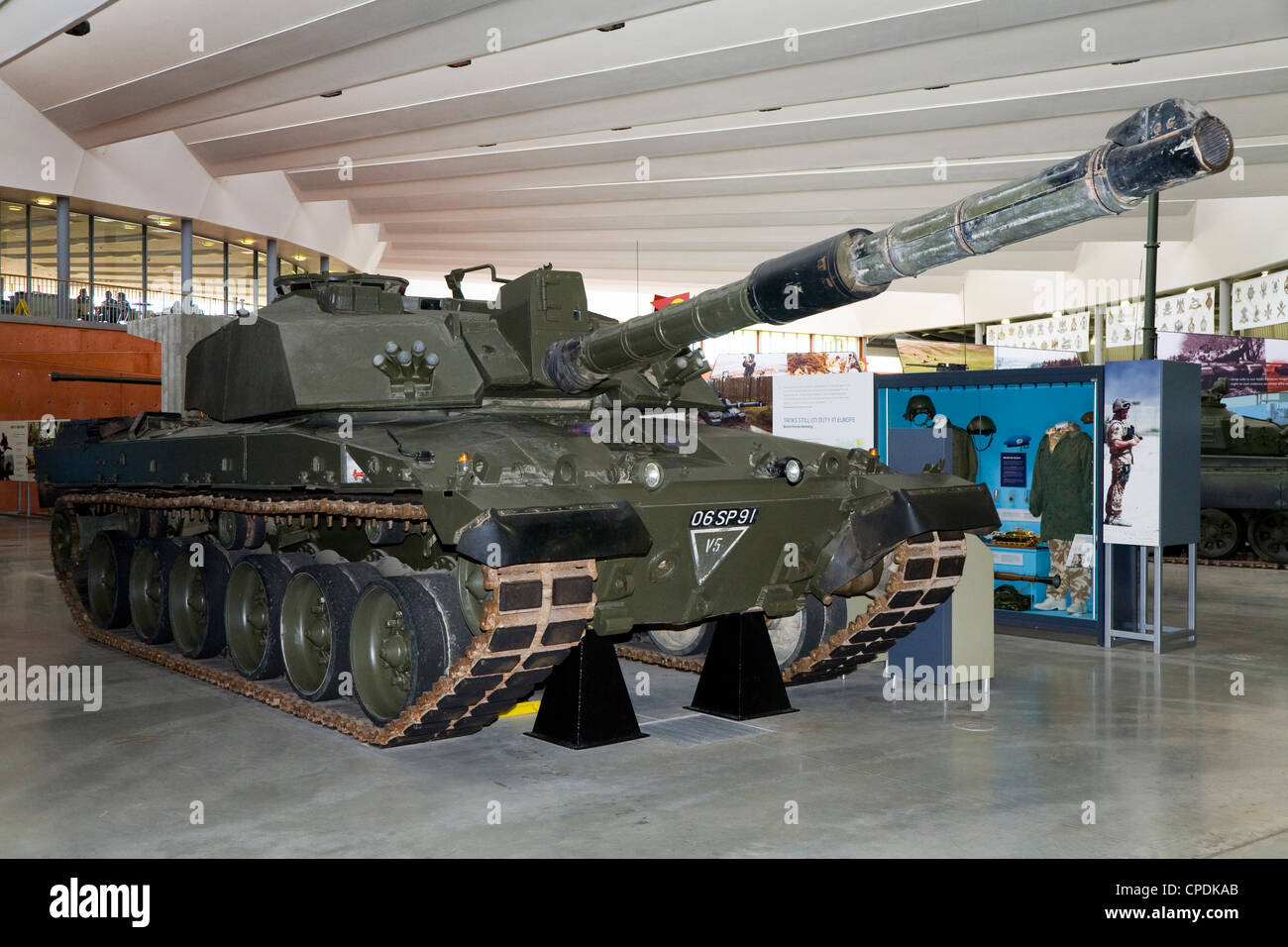 Challenger II / 2 Main Battle tank / MBT exhibit on display at The Tank ...