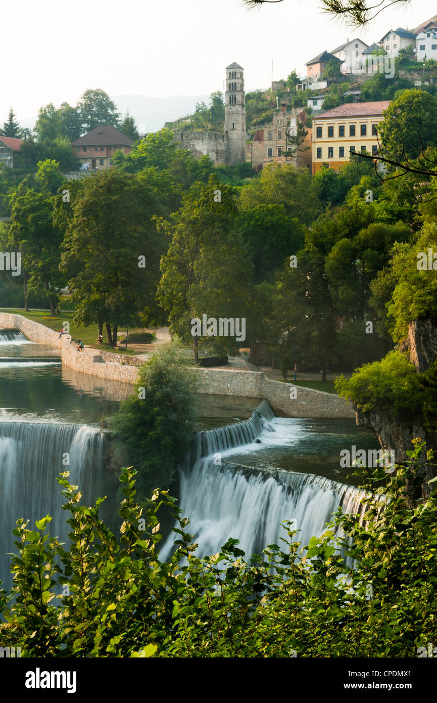 Jajce hi-res stock photography and images - Alamy
