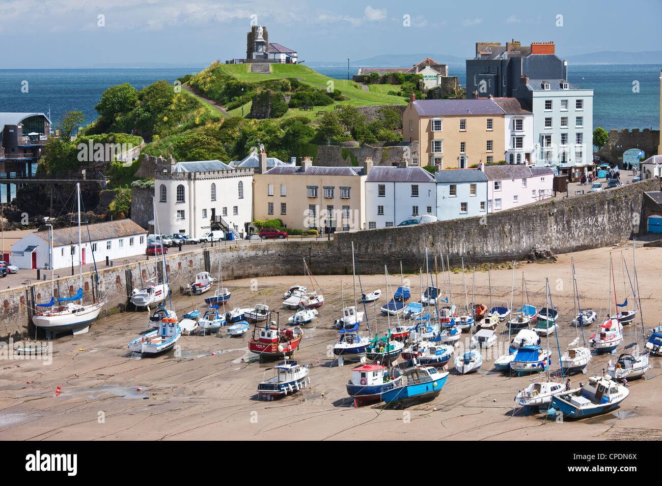 Tenby wales architecture hi-res stock photography and images - Alamy