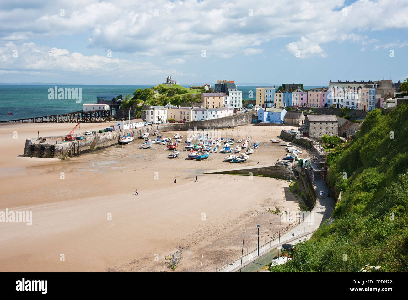 Tenby harbour view hi-res stock photography and images - Alamy