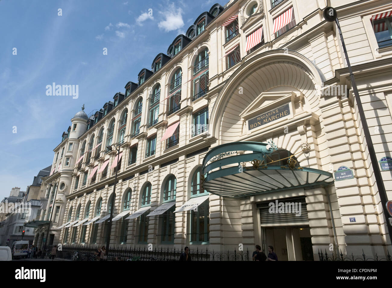 Le Bon Marche Paris Stock Photos & Le Bon Marche Paris Stock Images - Alamy