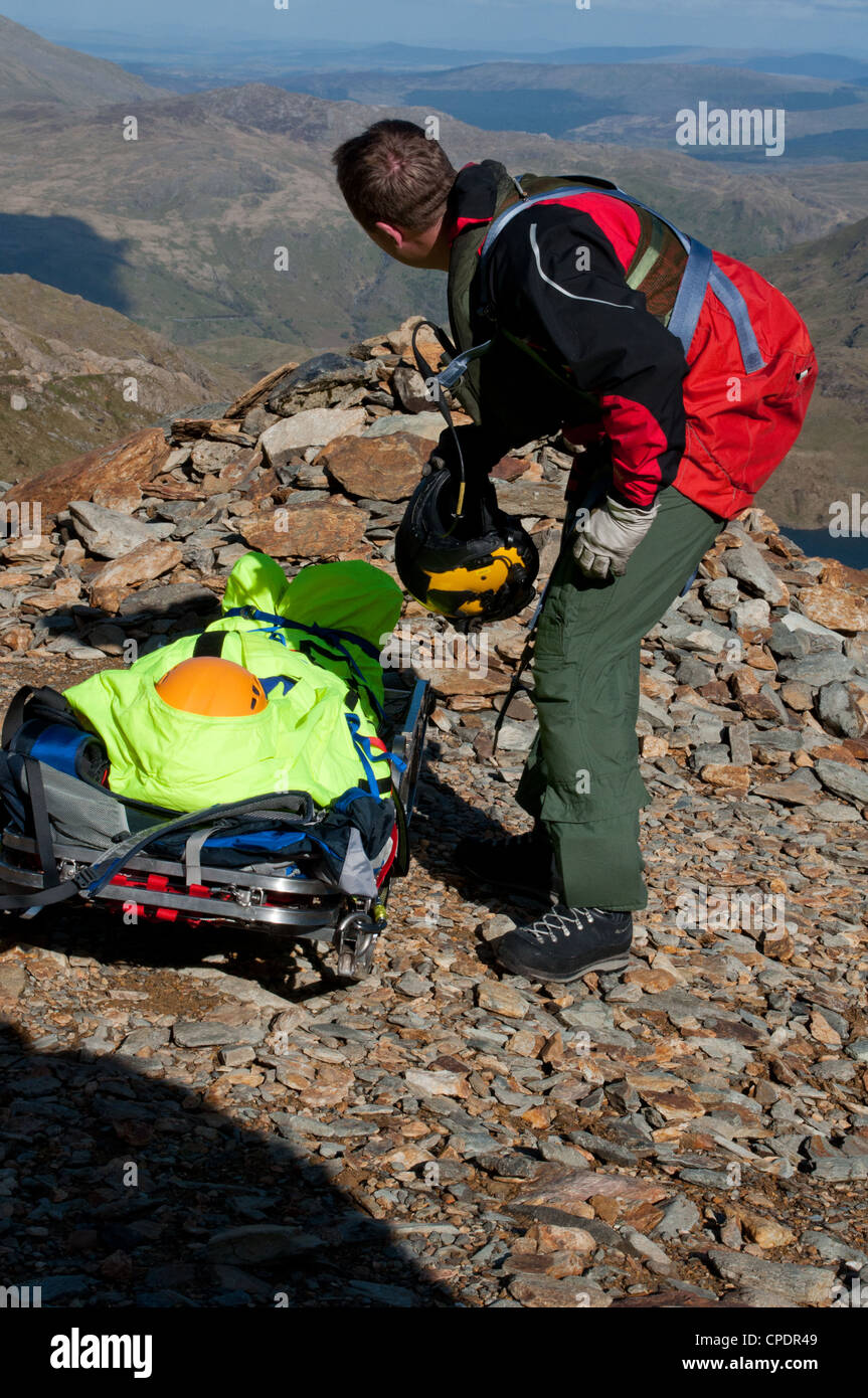 Rescue lift air bag hi-res stock photography and images - Alamy