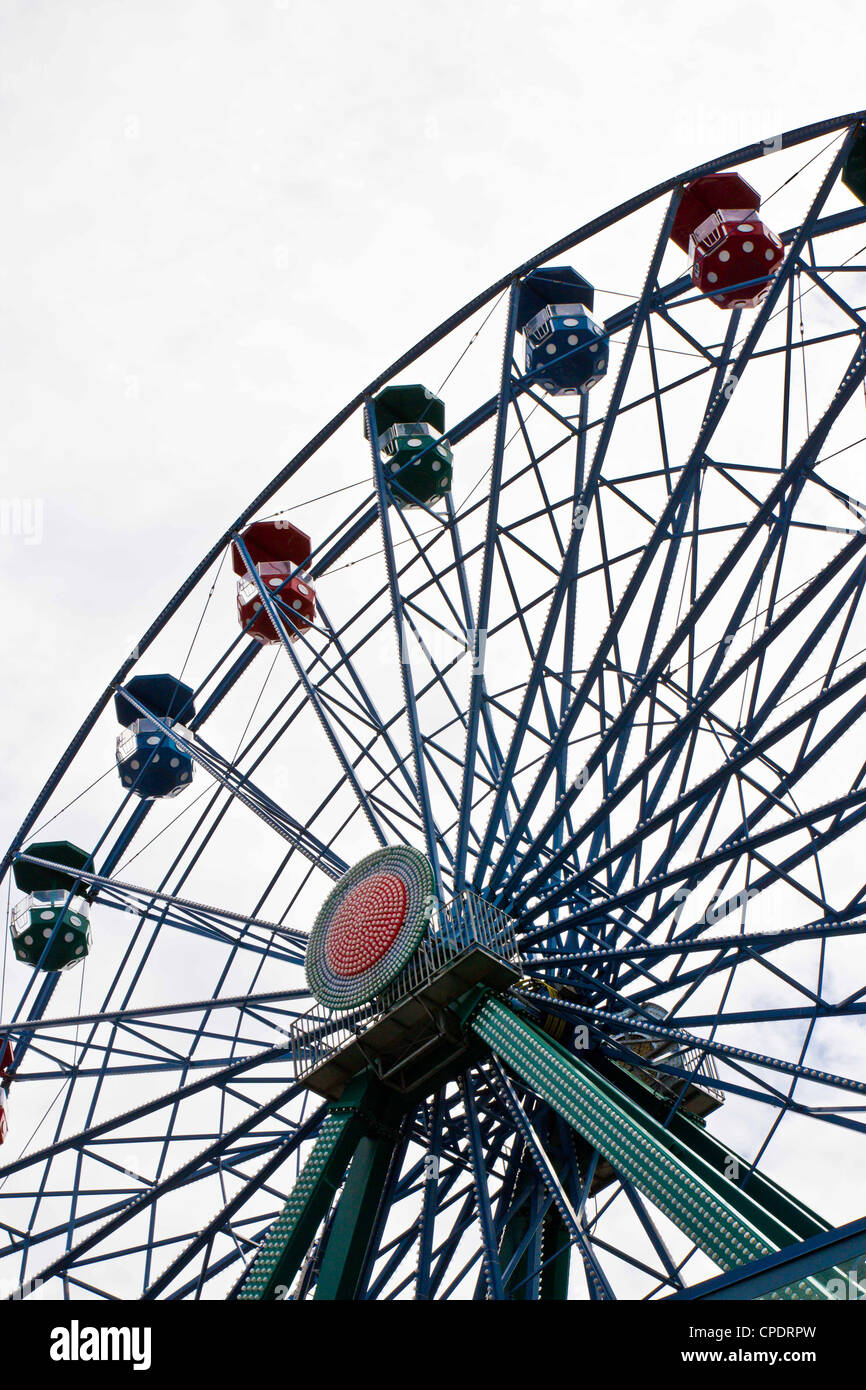 Carnival spin the wheel game hi-res stock photography and images - Alamy
