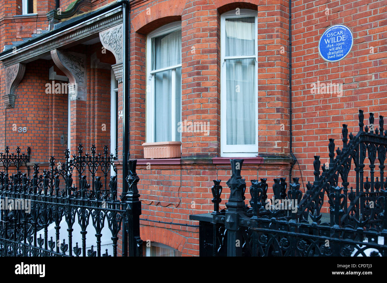 London, the Oscar Wilde house in Tite street Stock Photo - Alamy
