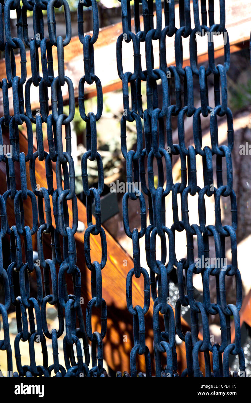 Blue chain hi-res stock photography and images - Alamy