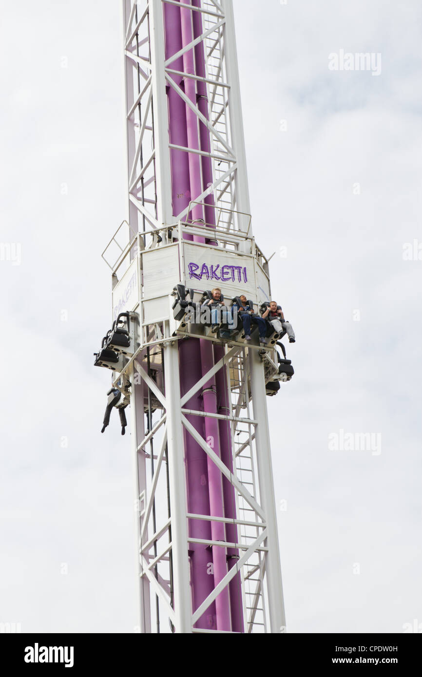 space shot in amusement park Stock Photo - Alamy