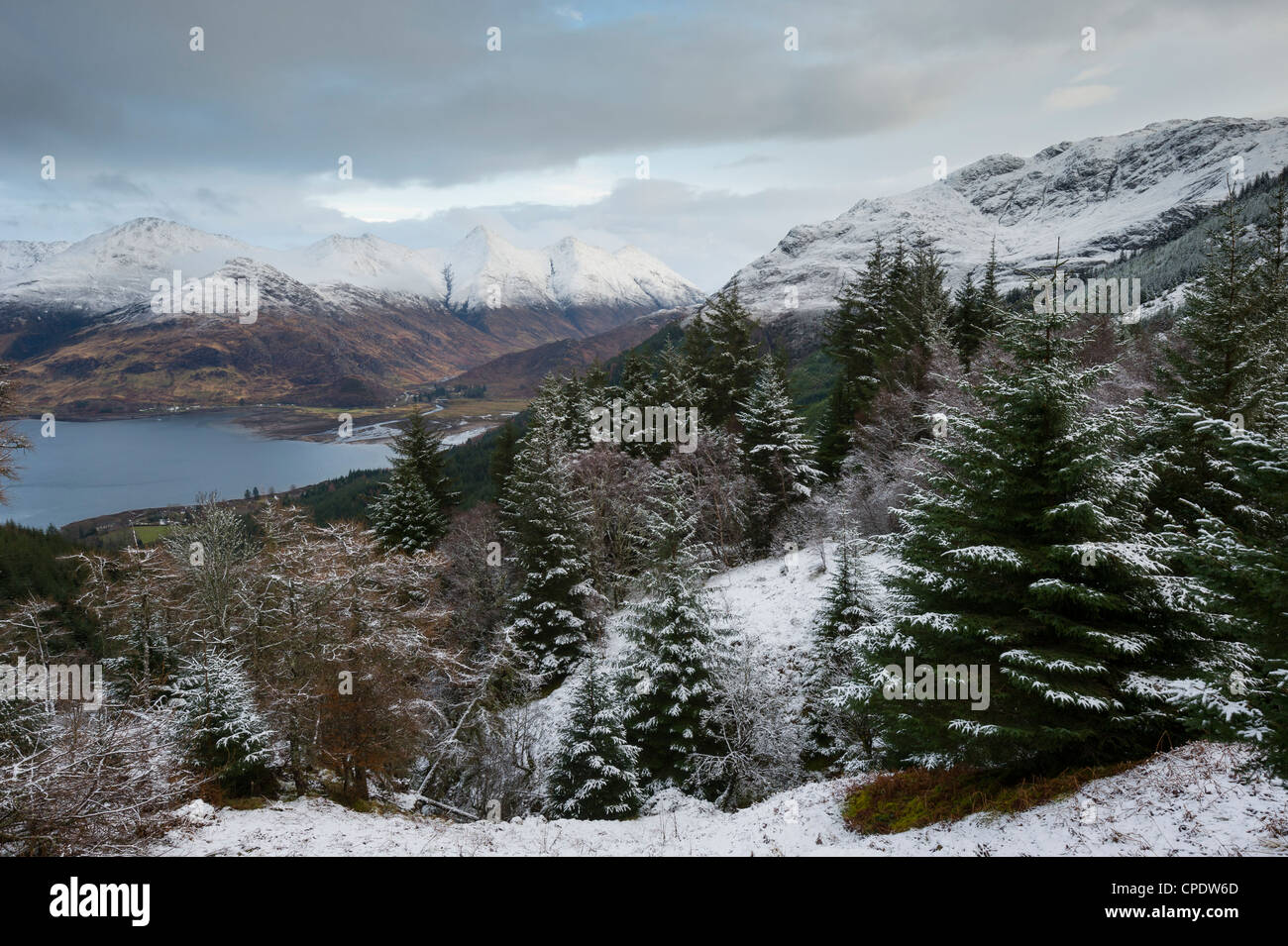 Winter sunset, Five Sisters of Kintail, Glen Sheil, Highlands, Scotland ...