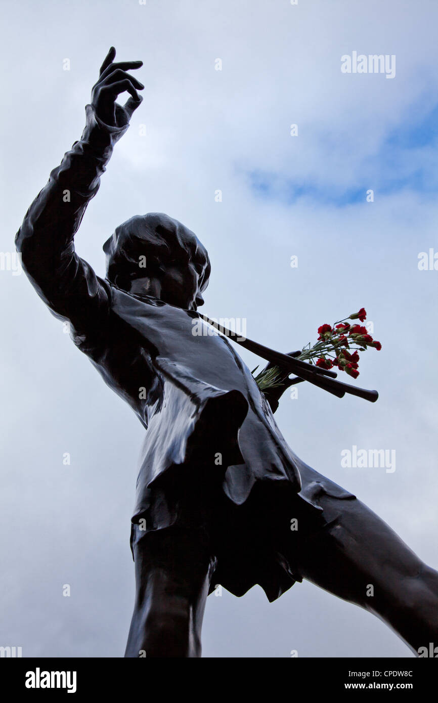 Peter pan's london hi-res stock photography and images - Alamy