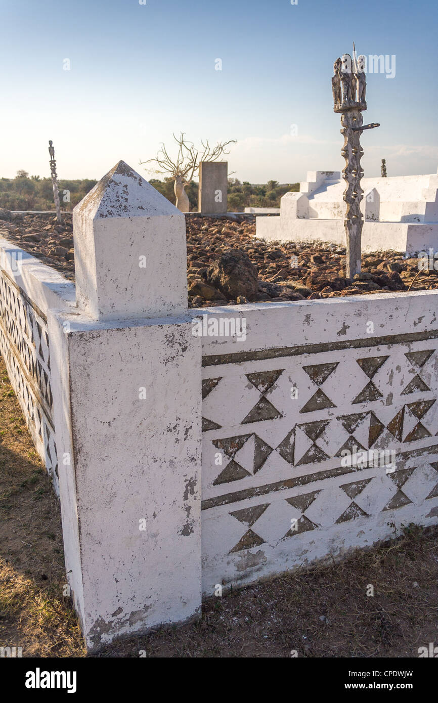 Mahafaly tomb hi-res stock photography and images - Alamy