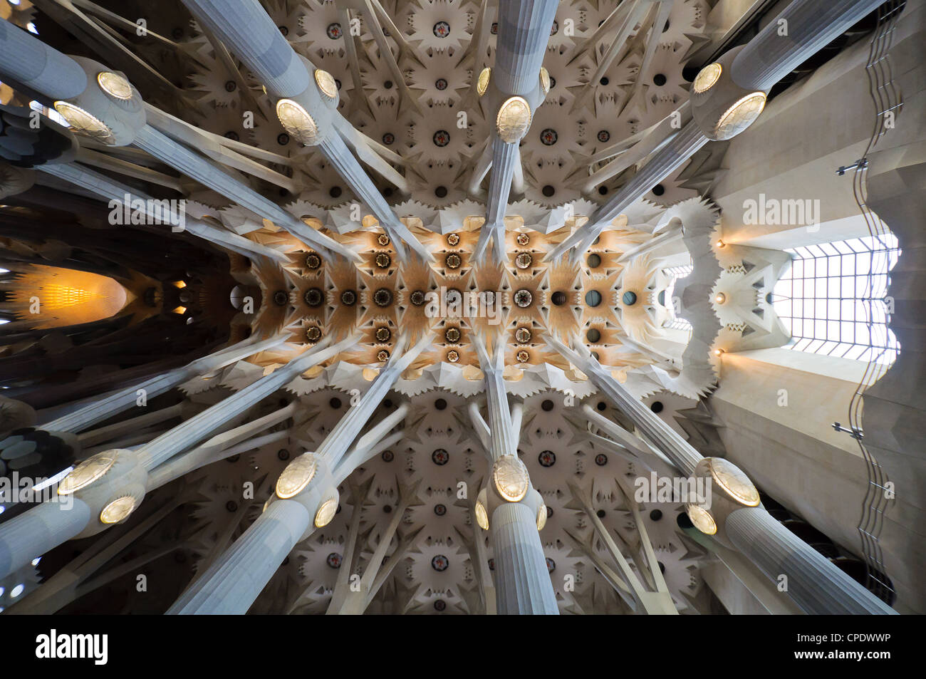 Sagrada Familia cathedral architecture. Masterpiece of modernism ...