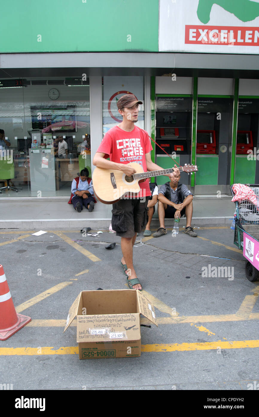 Collecting money hi-res stock photography and images - Alamy