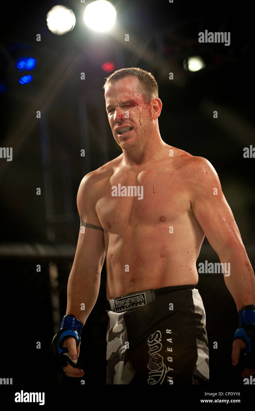 Mma blood hi-res stock photography and images - Alamy