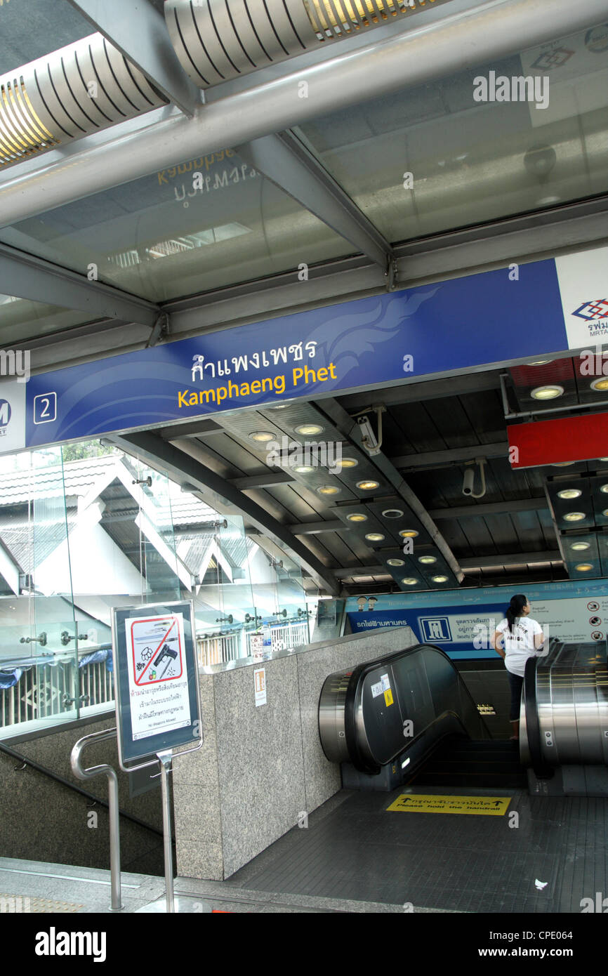 Mrt bangkok hi-res stock photography and images - Alamy