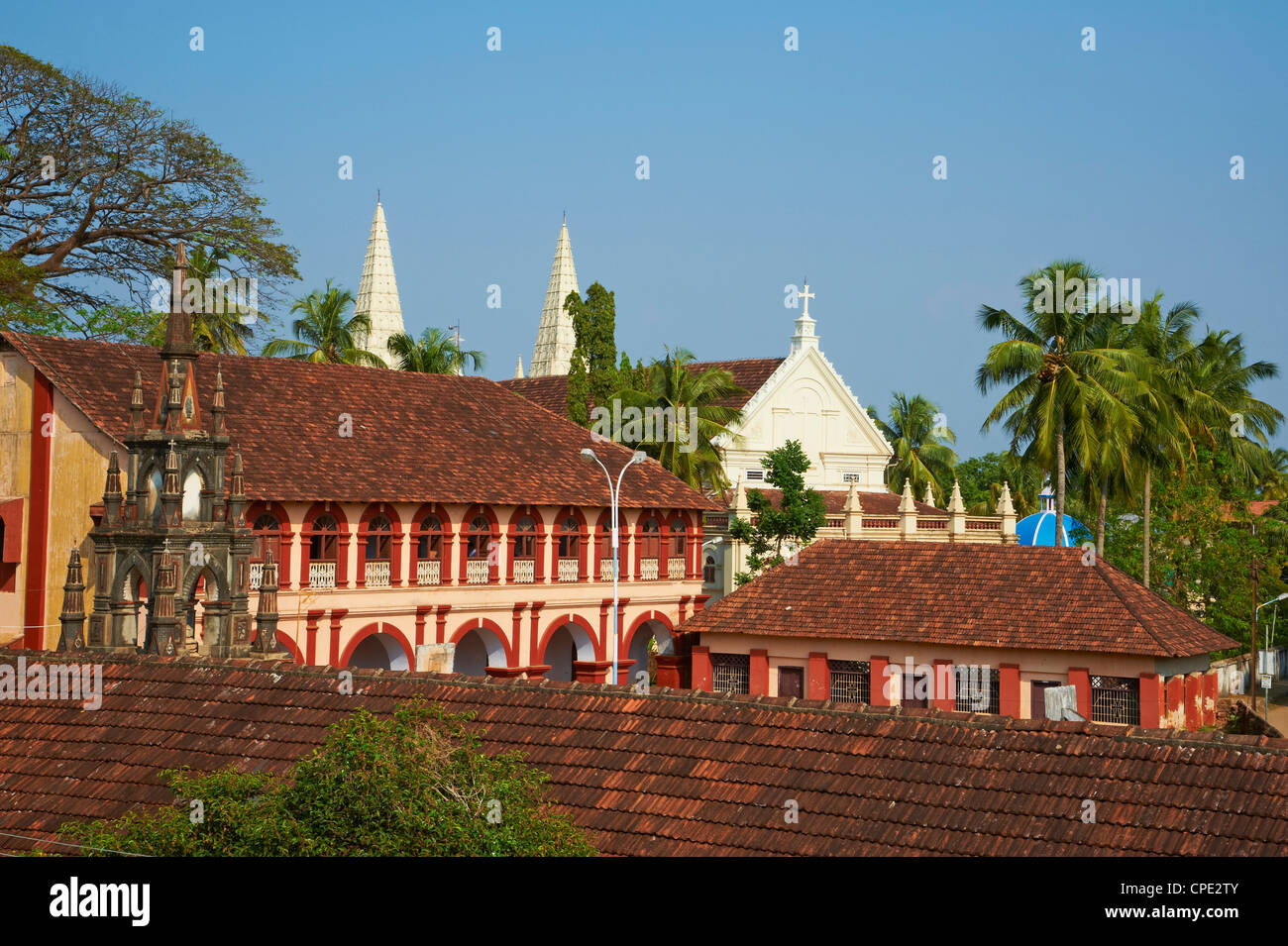 Santa Cruz Basilica and colonial style college, Fort Cochin, Kerala ...