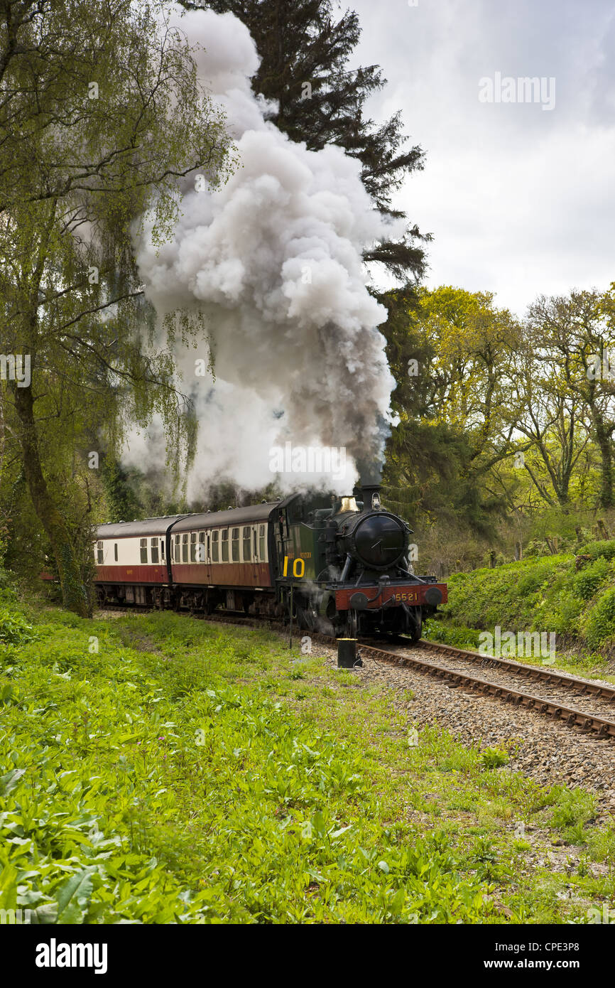 Bodmin parkway station hi-res stock photography and images - Alamy