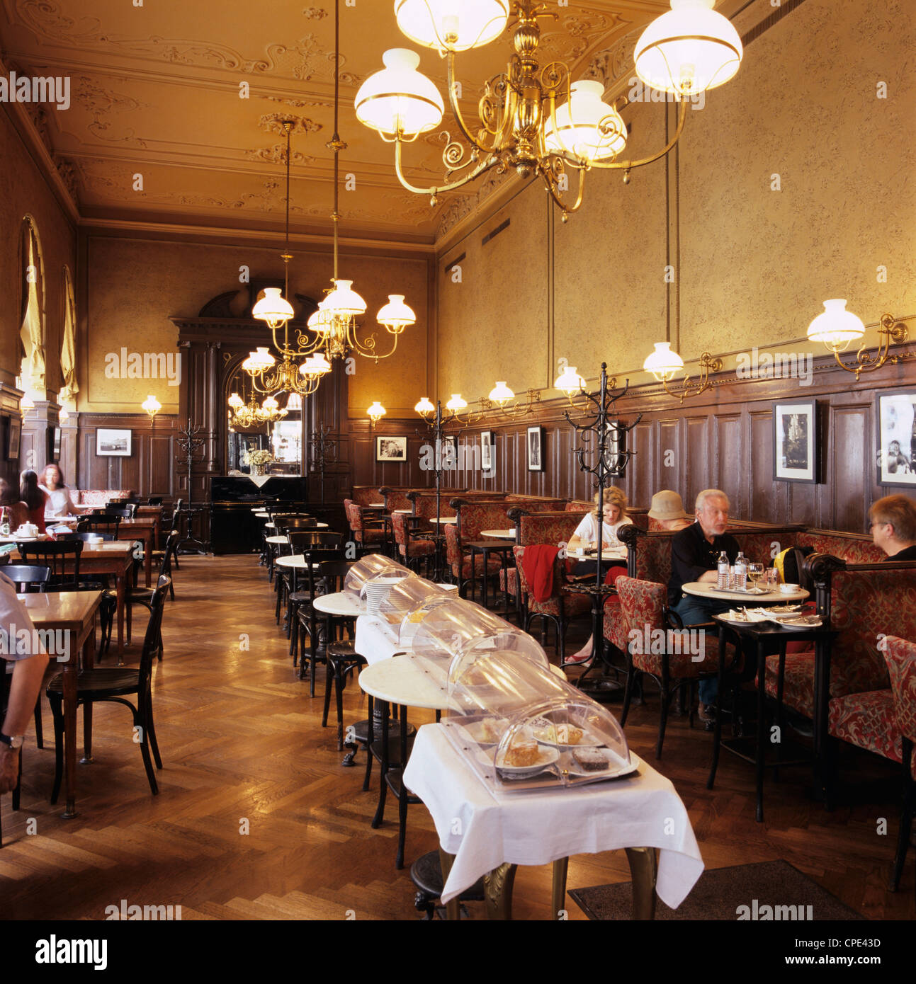 Cafe Sperl, Vienna High Resolution Stock Photography and Images - Alamy