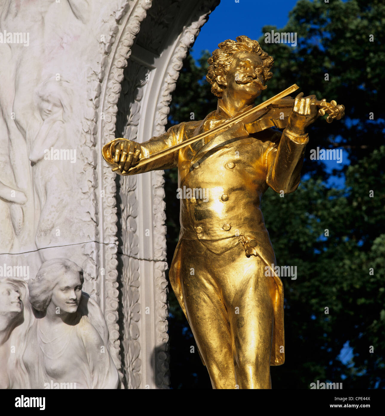 Statue of Johann Strauss, Stadtpark, Vienna, Austria, Europe Stock ...