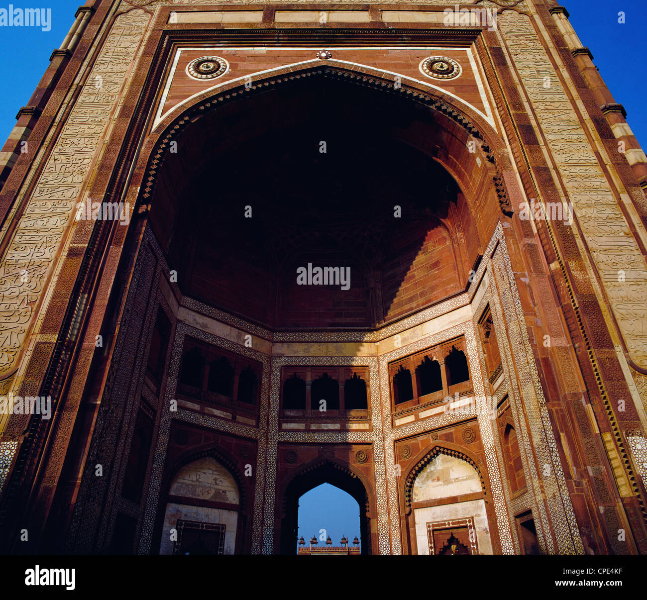 The massive entrance-gate to the Red Fort, Agra, Rajahstan, northern ...