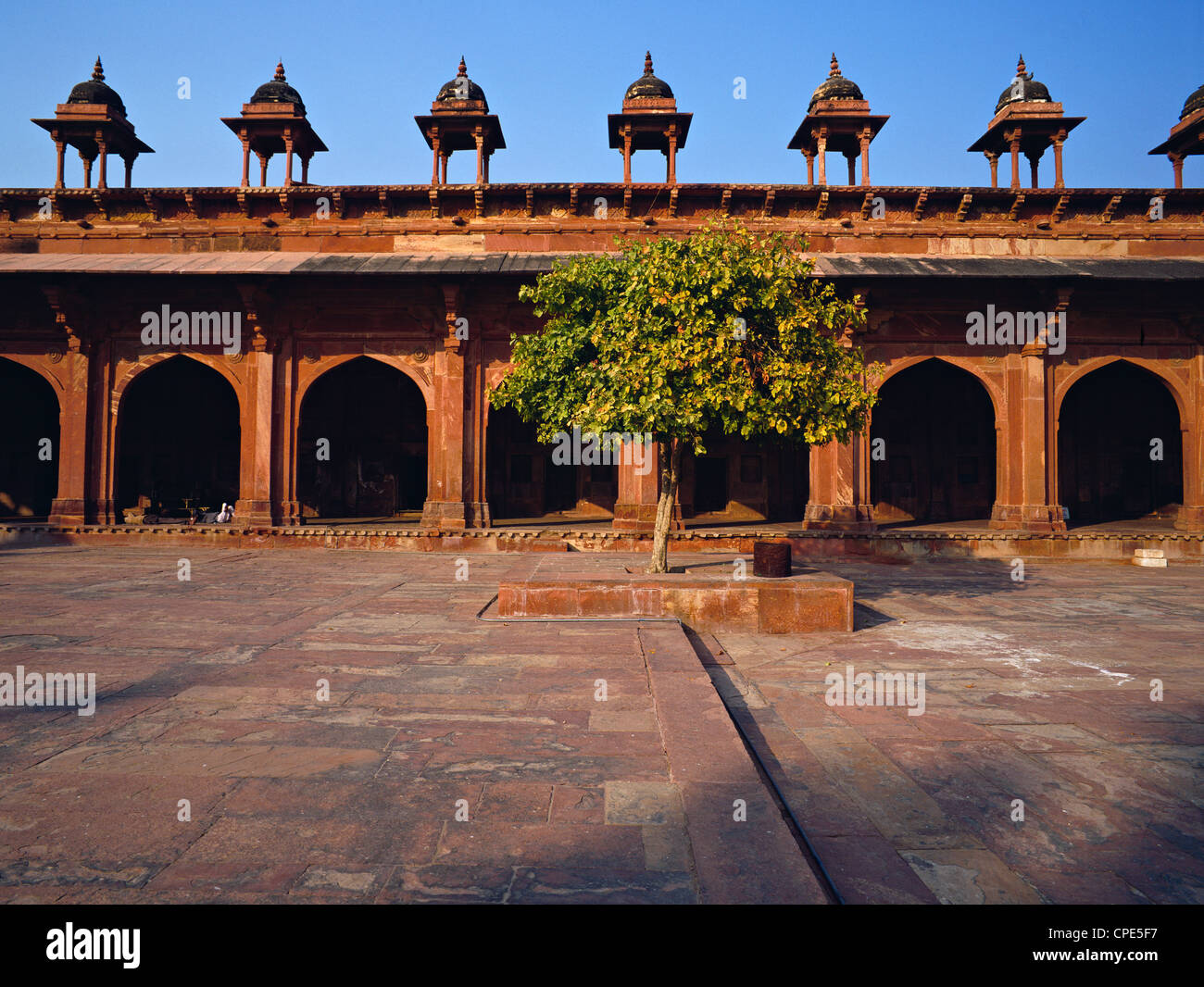 Part of the main courtyard of the abandoned mughal city of Fatehpur ...