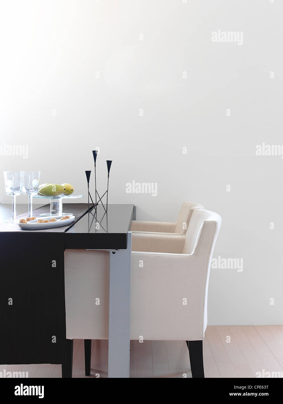 Modern Dining Room Stock Photo - Alamy