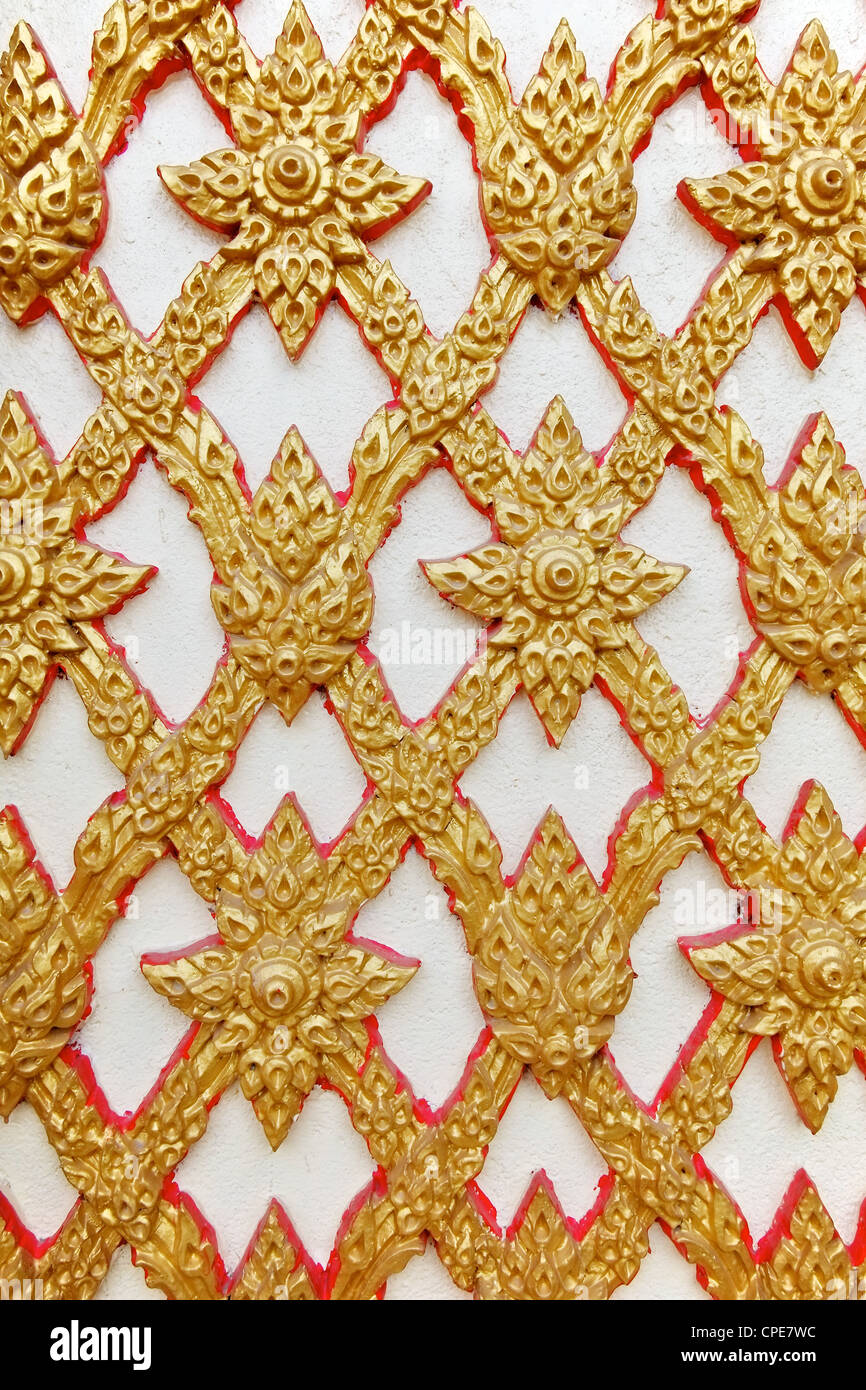 Traditional Thai wall of Thai temple Stock Photo - Alamy