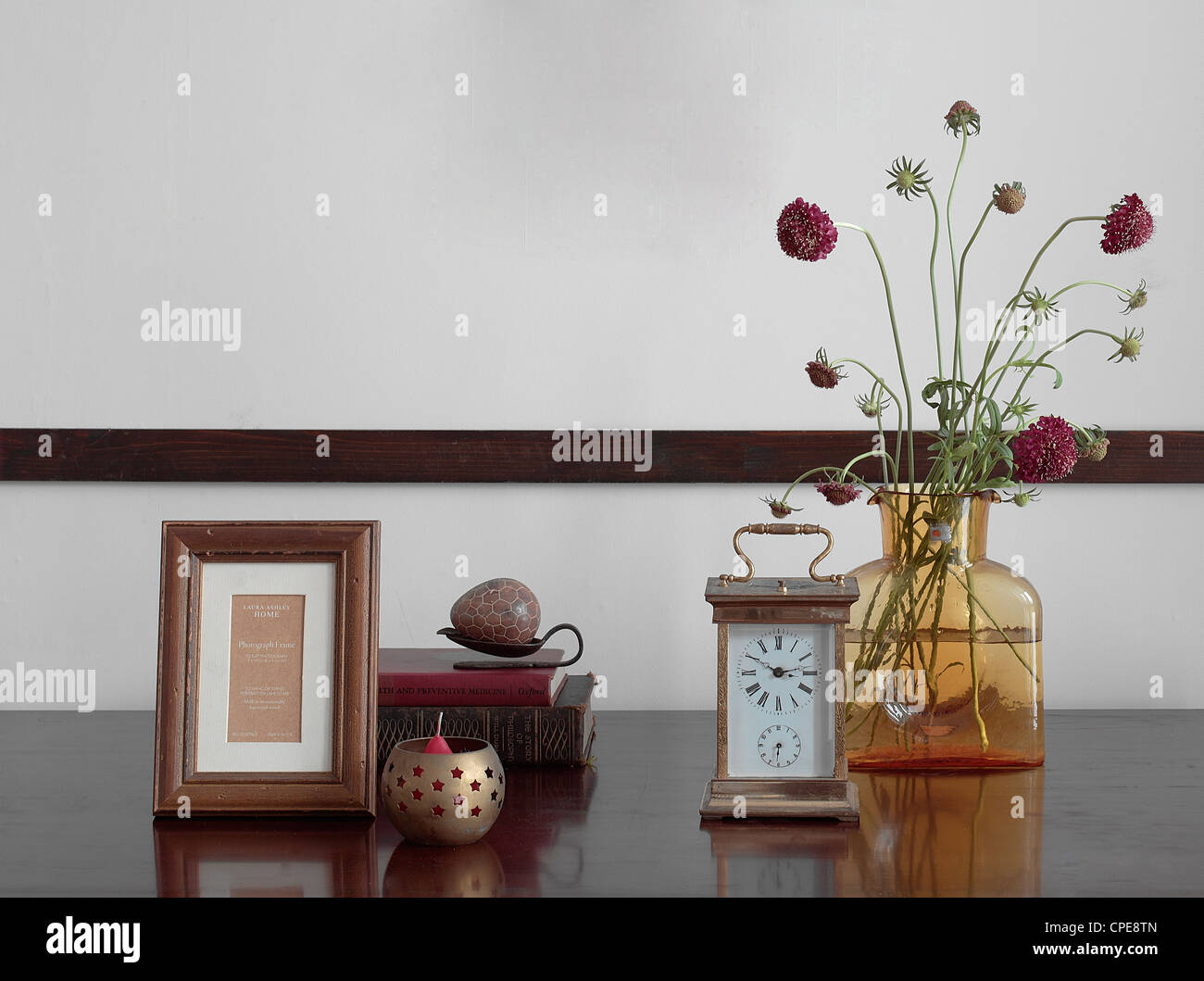 Table setting hi-res stock photography and images - Alamy