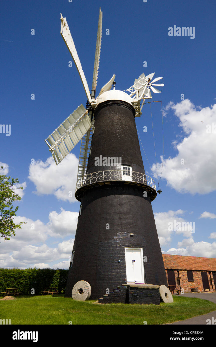 Sibsey windmill lincolnshire six sails hi-res stock photography and ...