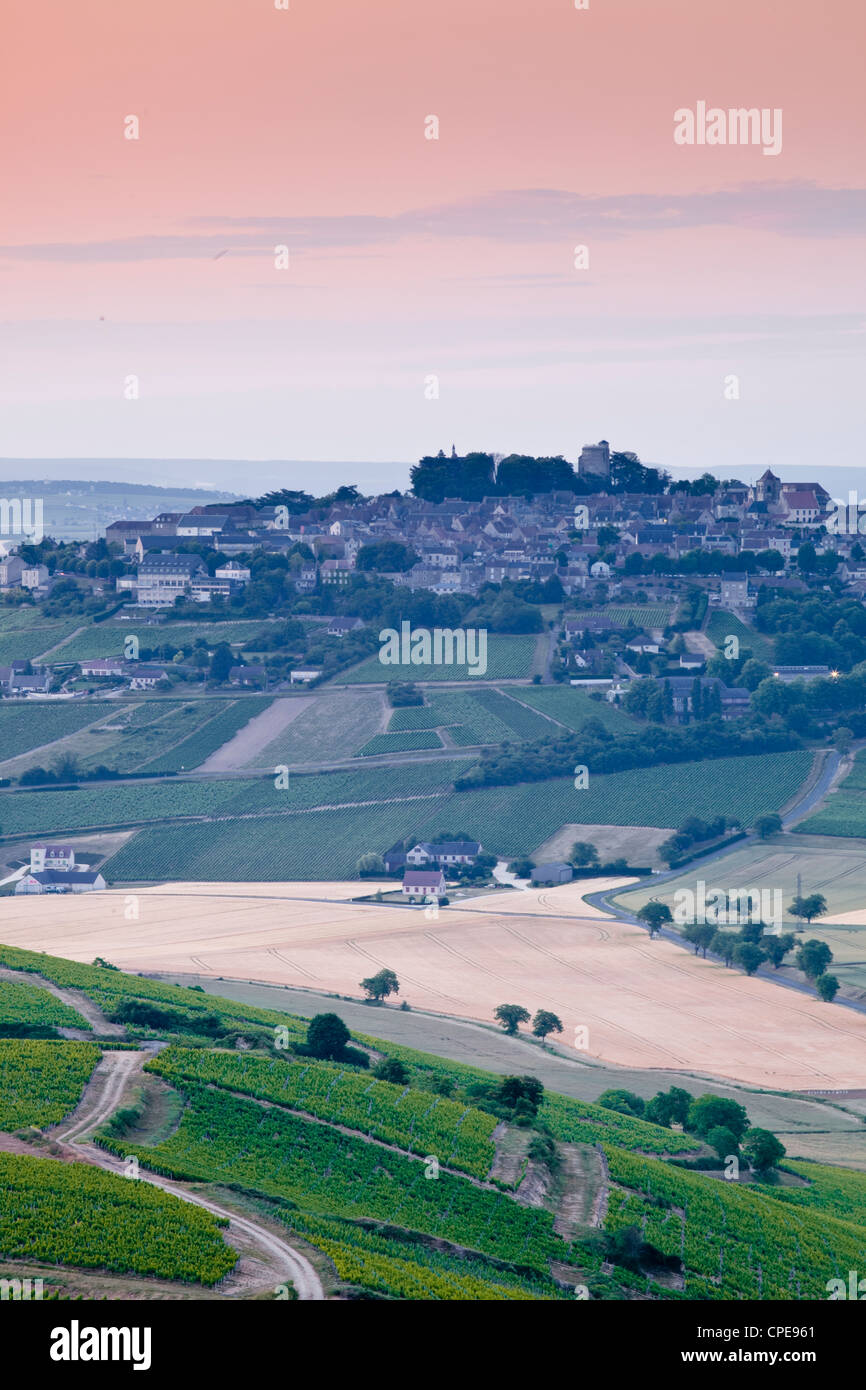 Looking across the vineyards surrounding the village of Sancerre, Cher ...