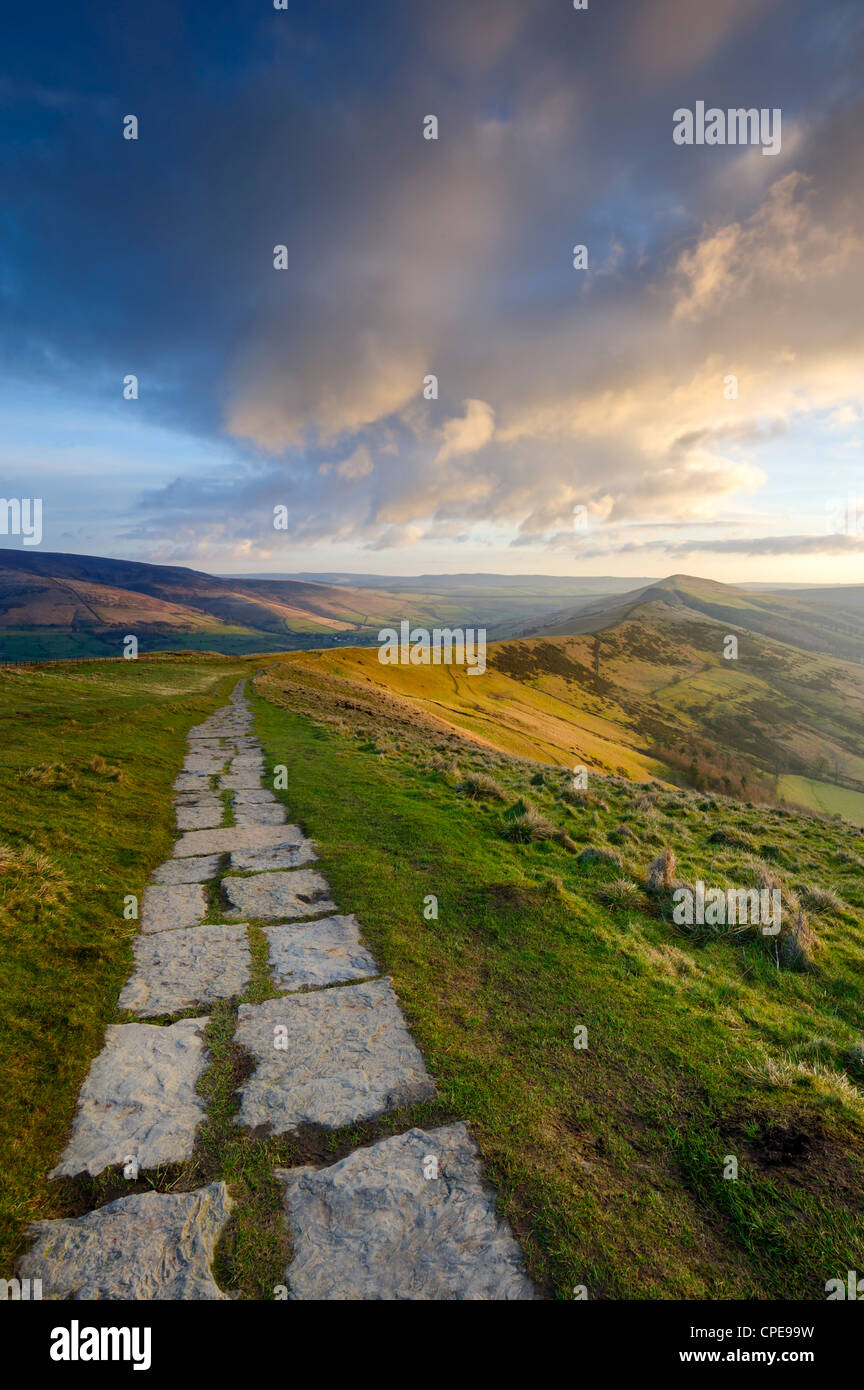 Elevated Pathway High Resolution Stock Photography and Images - Alamy