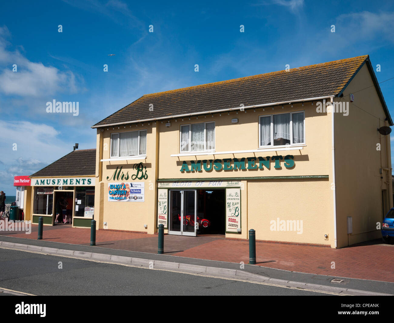 An amusement arcade at Westward Ho!, Devon, England Stock Photo - Alamy