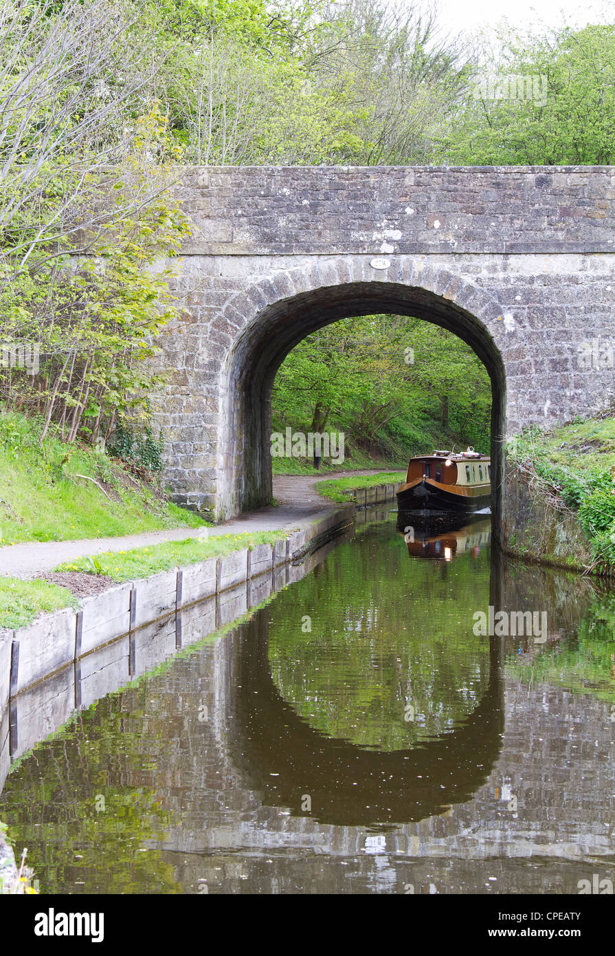Canal tunnel boat hi-res stock photography and images - Alamy