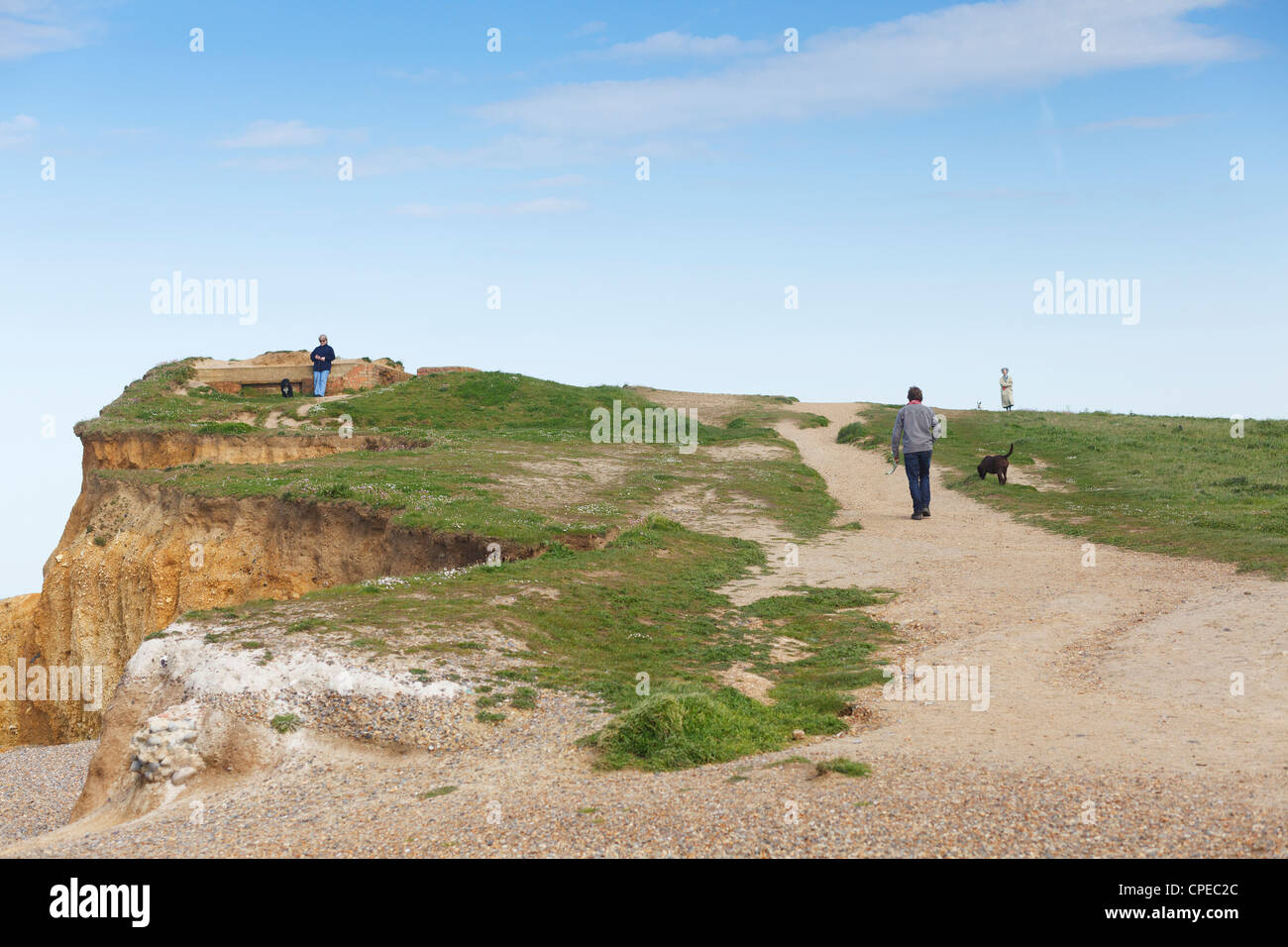 A walk along the "North Norfolk Footpath" section between Weybourne and ...