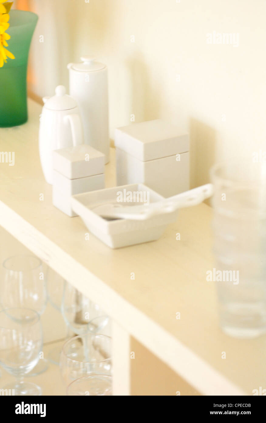 Crockery collection hi-res stock photography and images - Alamy