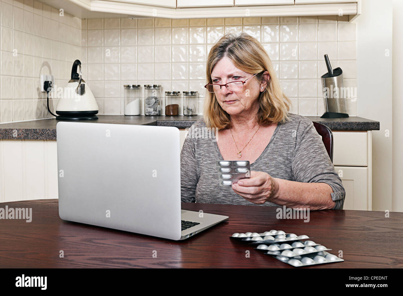 Researching on computer hi-res stock photography and images - Alamy