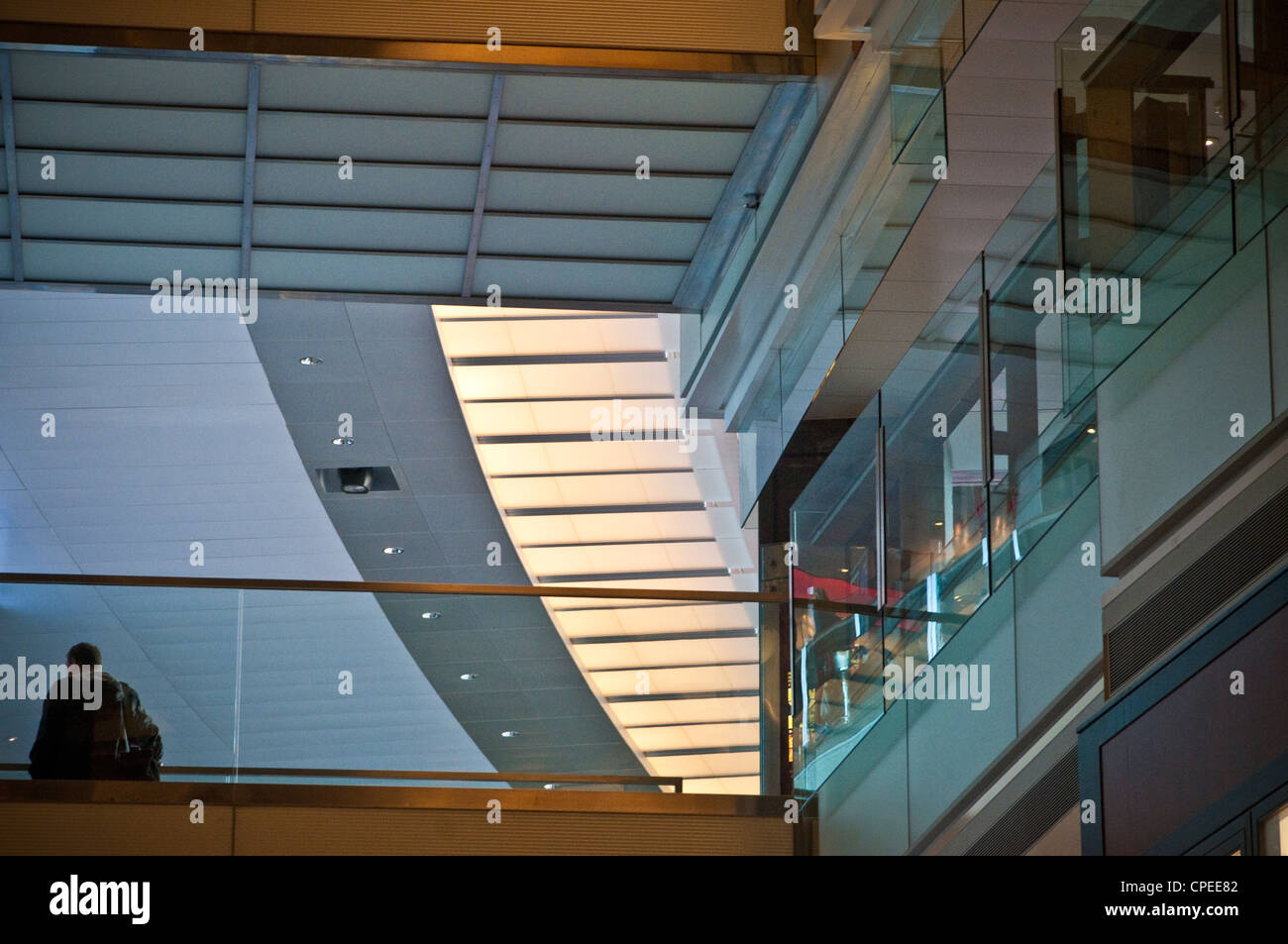 Shopping mall roof hi-res stock photography and images - Alamy