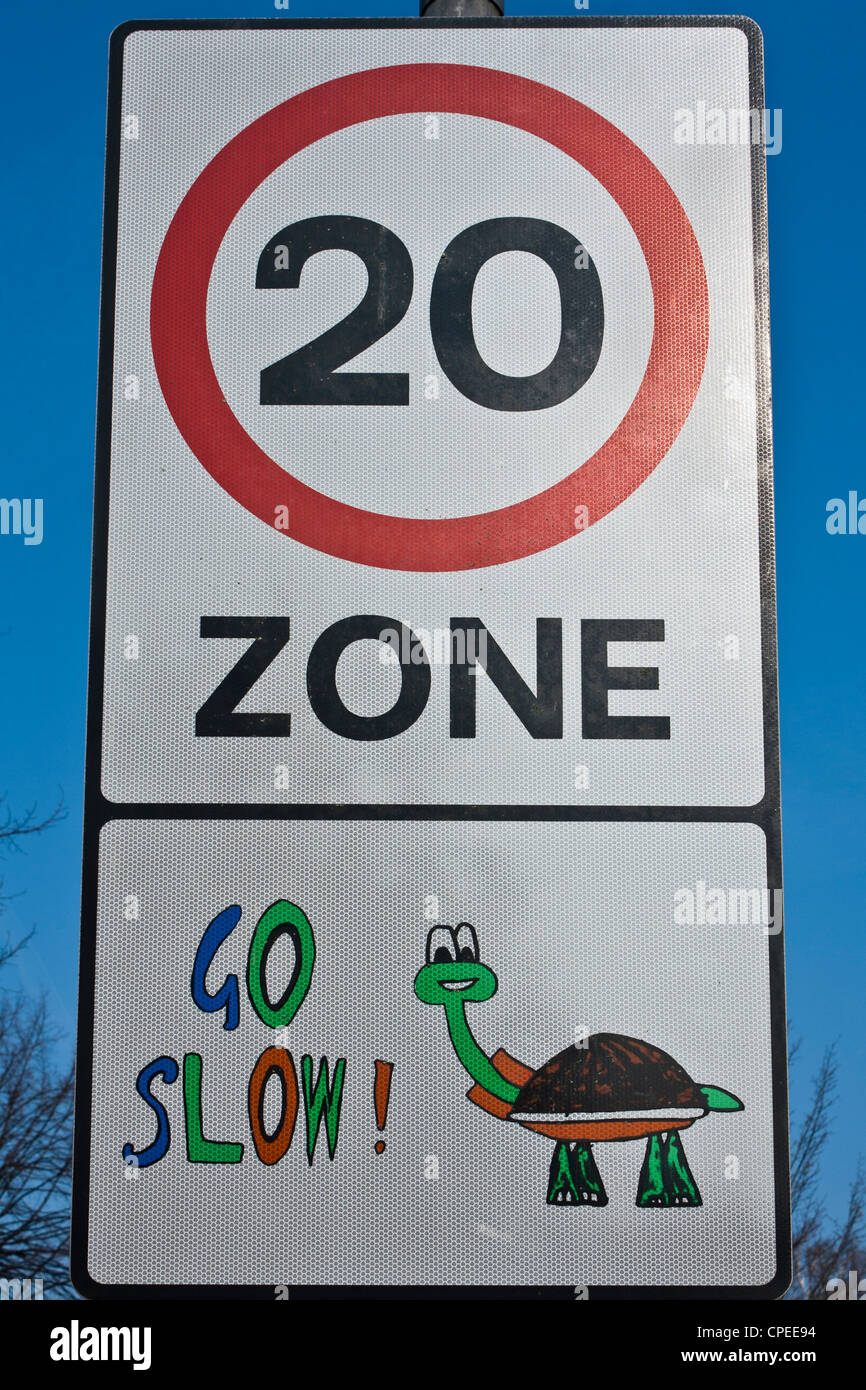Slow speed notice hi-res stock photography and images - Alamy