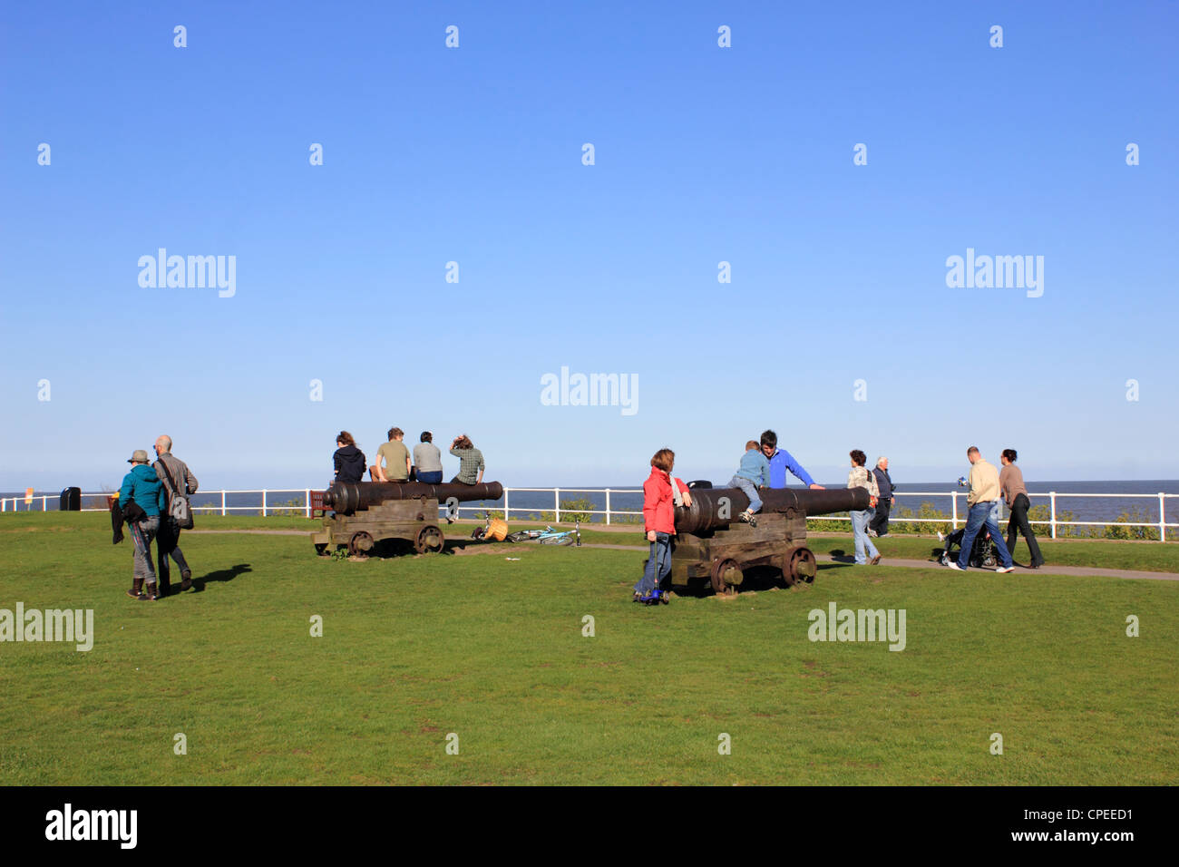 Gun hill cannons hi-res stock photography and images - Alamy