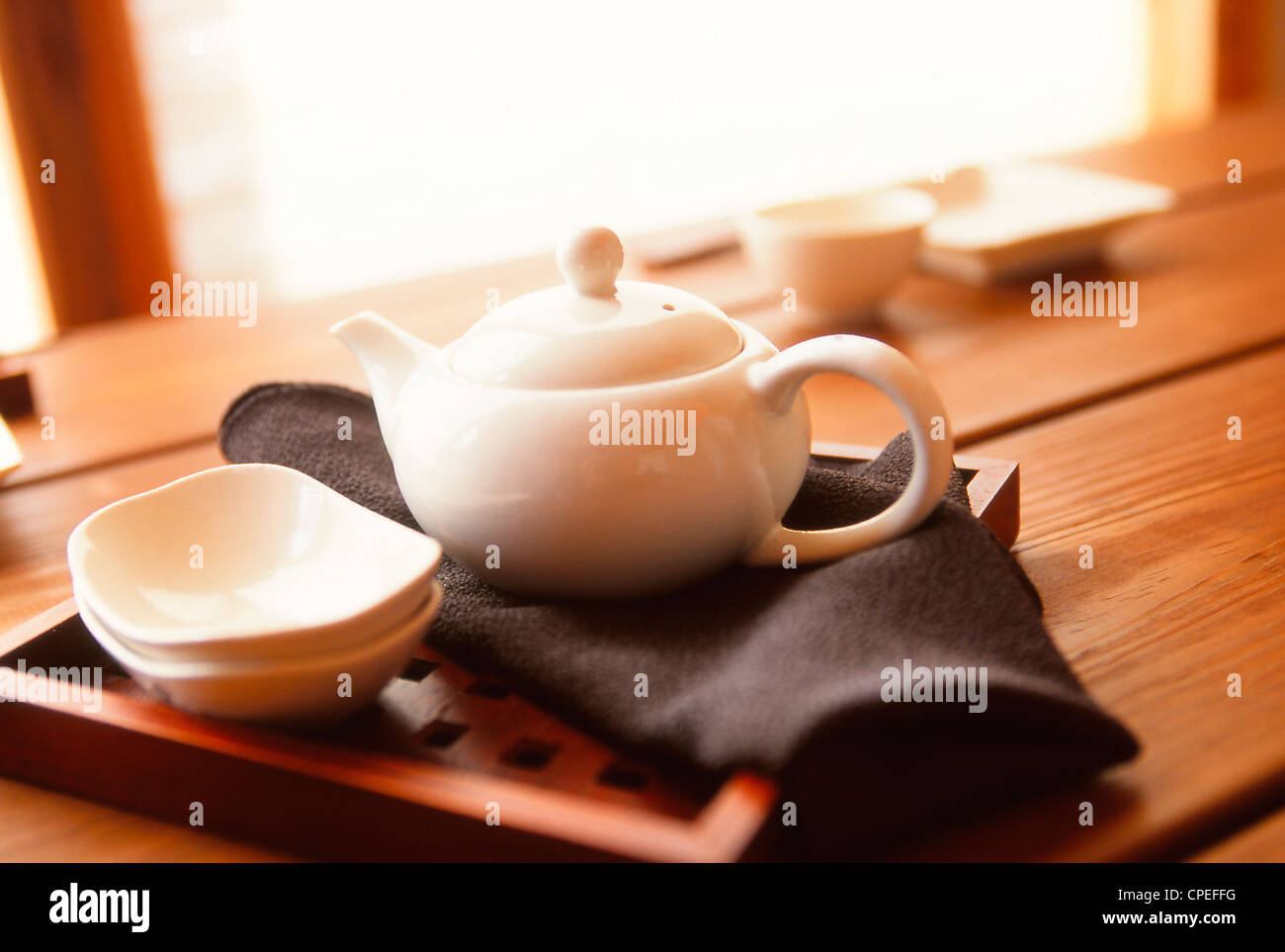 Group afternoon tea hi-res stock photography and images - Alamy