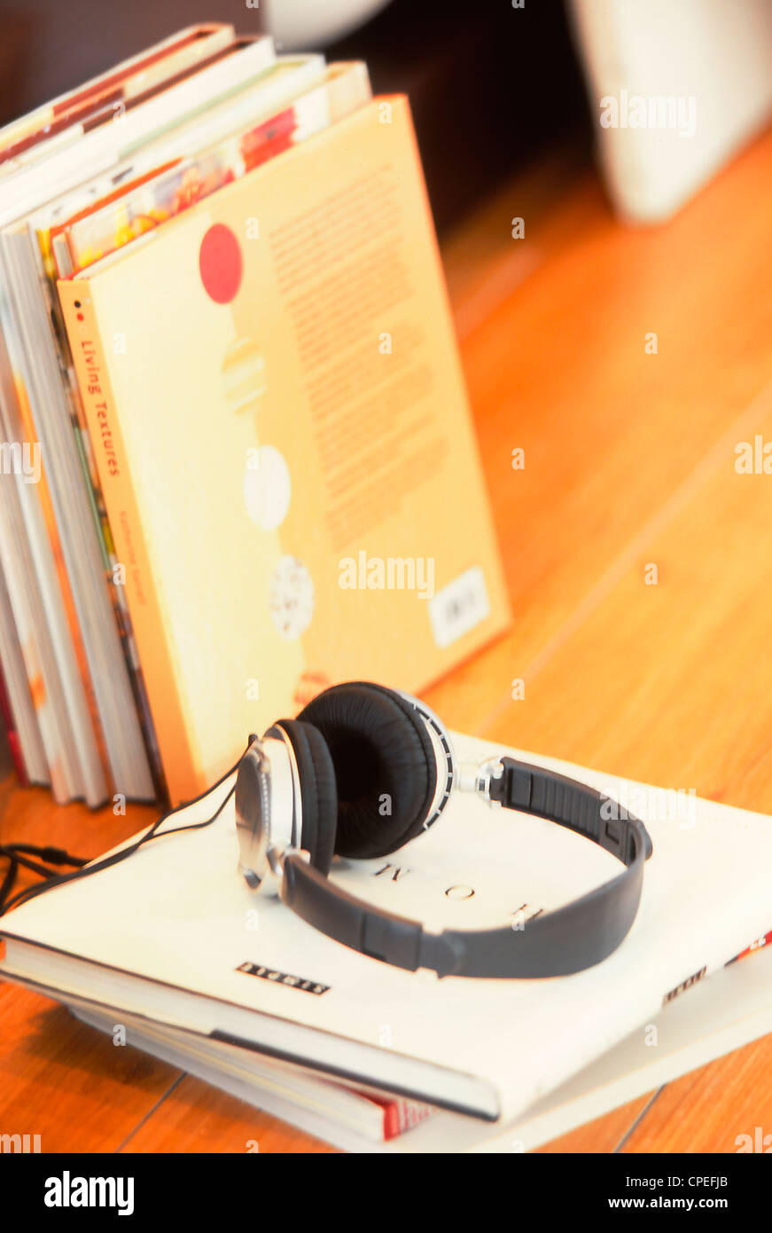 Headphone design hi-res stock photography and images - Alamy