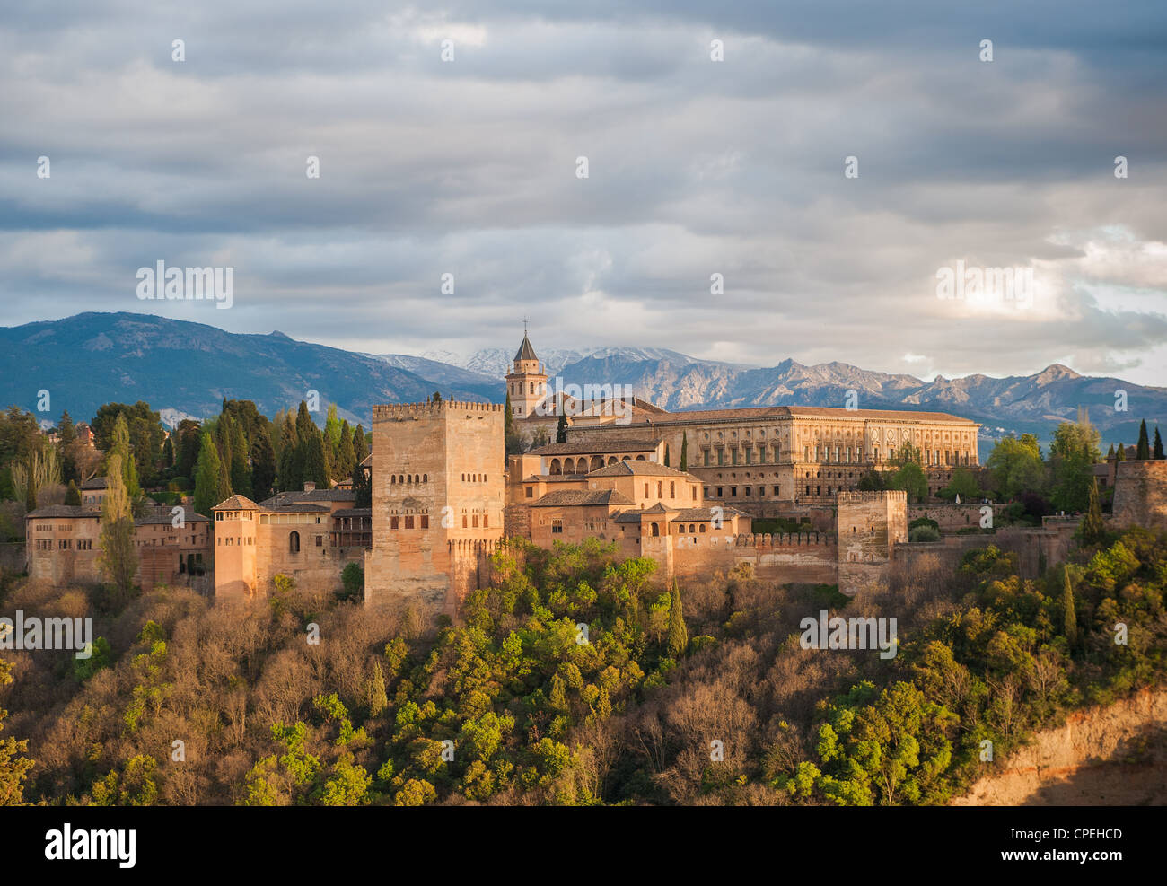 Alhambra palace hi-res stock photography and images - Alamy