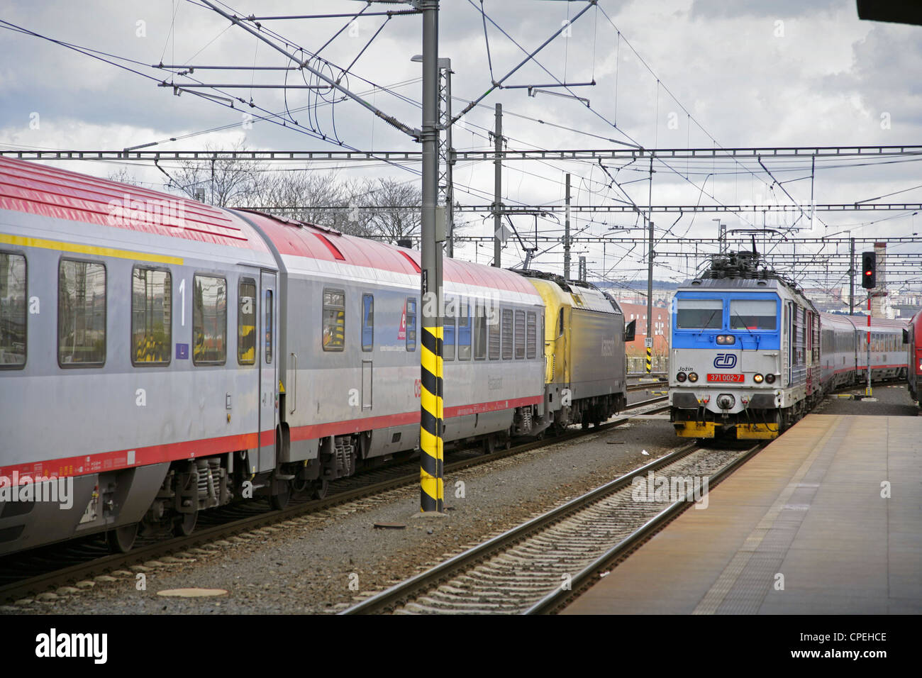 Czech Railways express train arriving at Prague central station, Czech ...